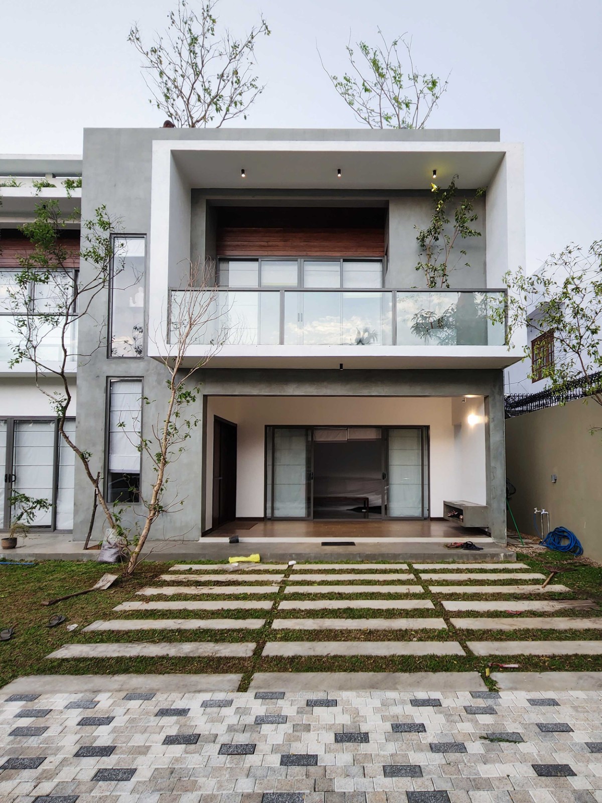 Dr Saminda House Kiribathgoda | Dishna Thilanka Architects